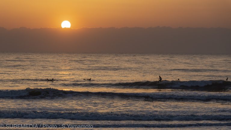 浜瀬海と田岡なつみがJPSAロングボード開幕戦「さわかみ一宮プロ」で優勝。大会最終日ハイライト | SURFMEDIA