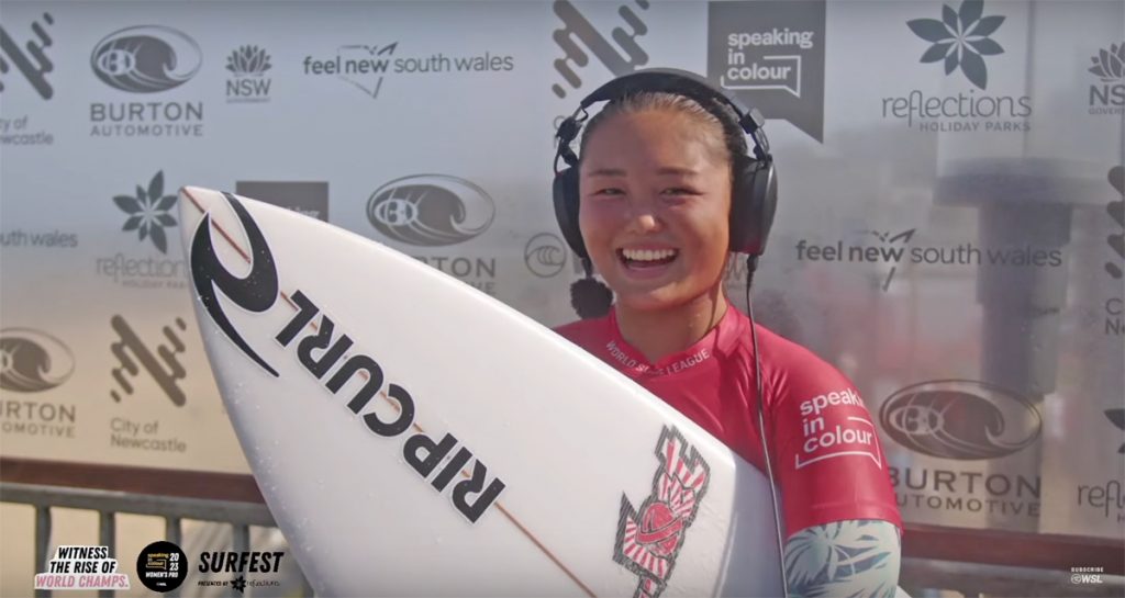 ニューカッスルで女子QS5000もスタート。都築虹帆、松岡亜音、松田詩野、馬庭彩が1位通過。大会3日 | SURFMEDIA