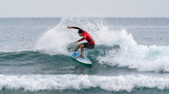 鈴木仁が最高得点。QS1000男女ベスト4、プロジュニア男女ベスト2が決定。「The Open Surfing Hyuga Pro」大会3日目 | SURFMEDIA