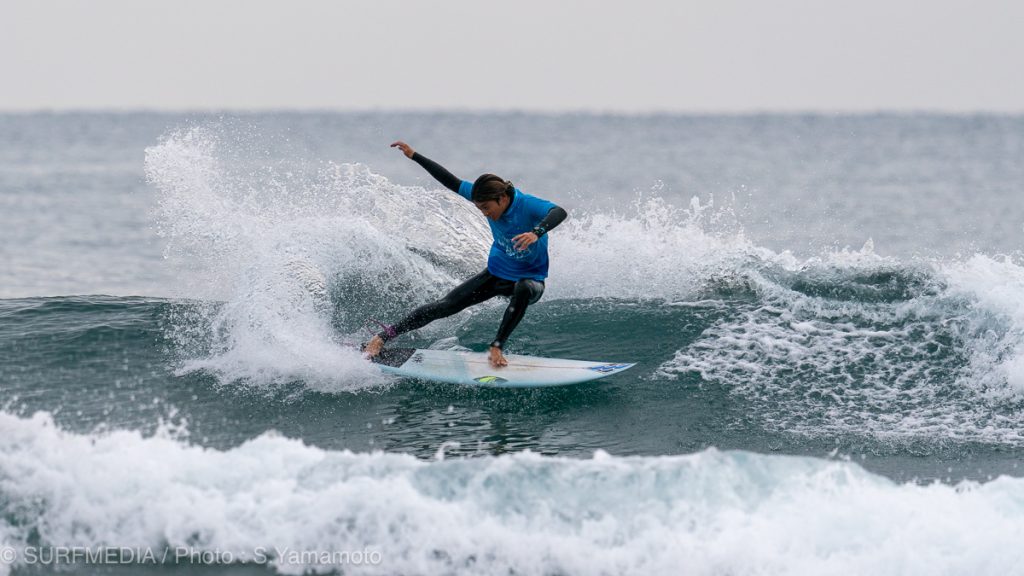 鈴木仁が最高得点。QS1000男女ベスト4、プロジュニア男女ベスト2が決定。「The Open Surfing Hyuga Pro」大会3日目 | SURFMEDIA