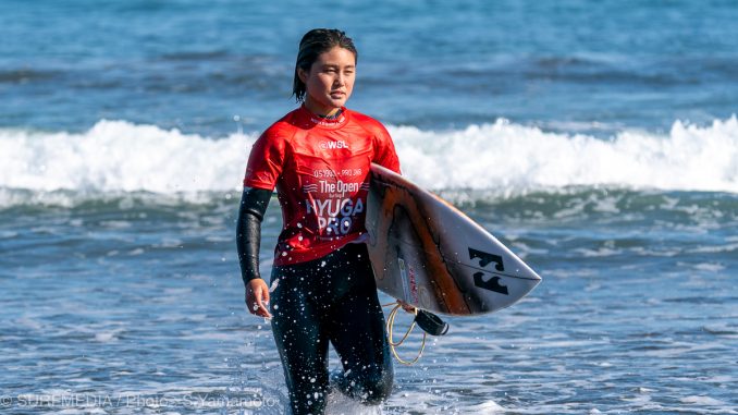 QS1000は男女ベスト8、プロジュニアは男女ベスト4が決定。「The Open Surfing Hyuga Pro」大会2日目 | SURFMEDIA