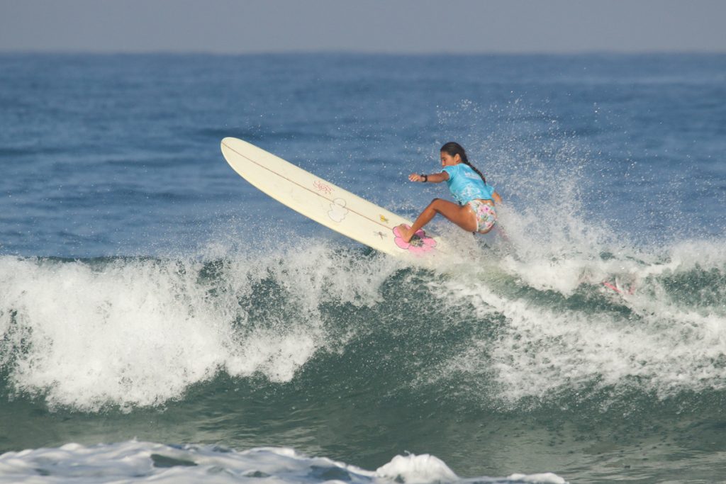 井上楓とジェイアール・エスキベルがLQSラ・ウニオン・インターナショナル・プロで優勝。浜瀬海、吉川広夏は準優勝 | SURFMEDIA