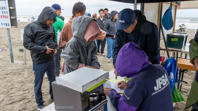 S.LEAGUE24-25 トライアル第1戦「白里トライアル」が本日からスタート。ロングボード3名が公認プロ資格獲得 | SURFMEDIA