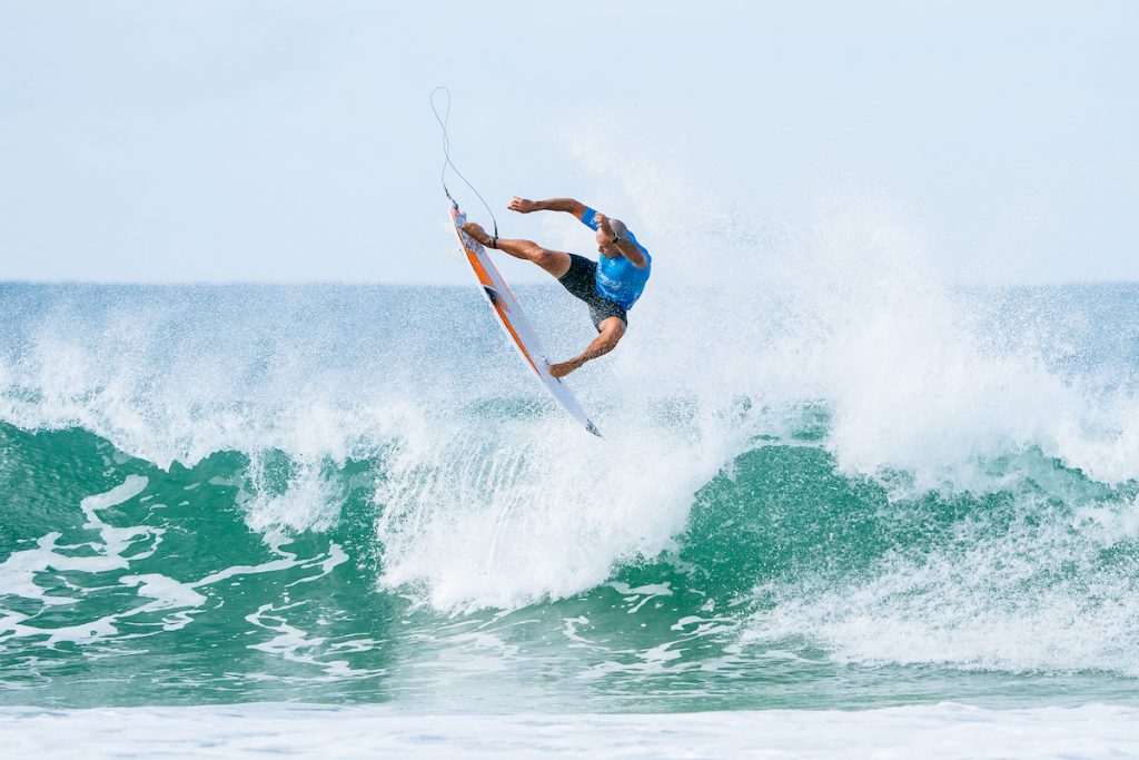 ジュリアン・ウィルソンとソフィー・マカロックがトライアルを制す。CT第6戦 Bonsoy ゴールドコースト・プロ 明日開幕か。 | SURFMEDIA